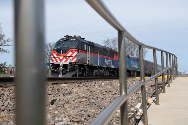 Union Pacific and Metra announce major tie project to start on the UP ...