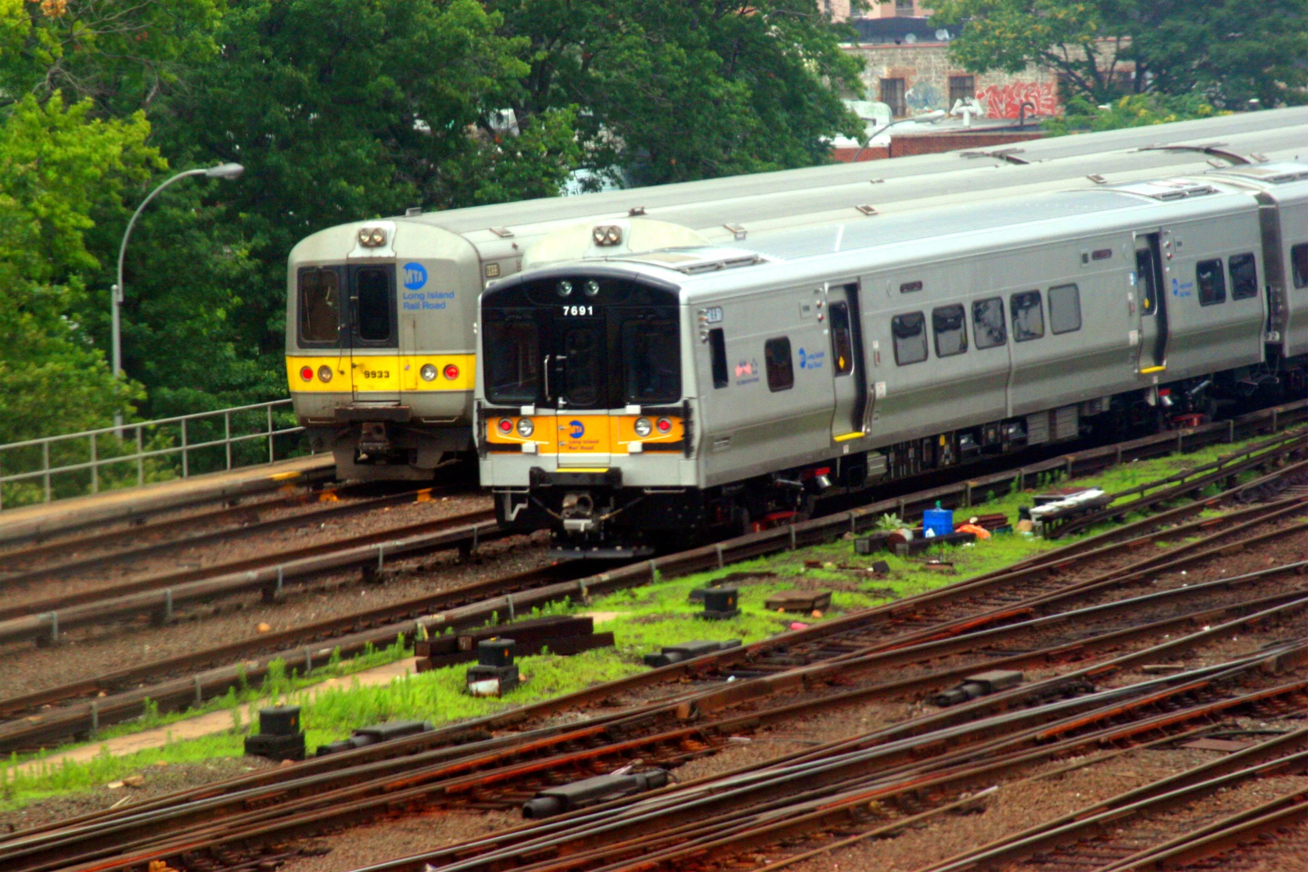 LIRR crews to perform signal cutover to modernize Queens interlocking ...