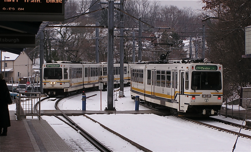 Pittsburgh Regional Transit Reopens Tunnel - Railway Track and Structures