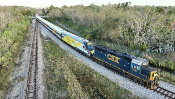 Brightline’s ‘Bright Orange 2’ Rolls Into Orlando - Railway Track and ...