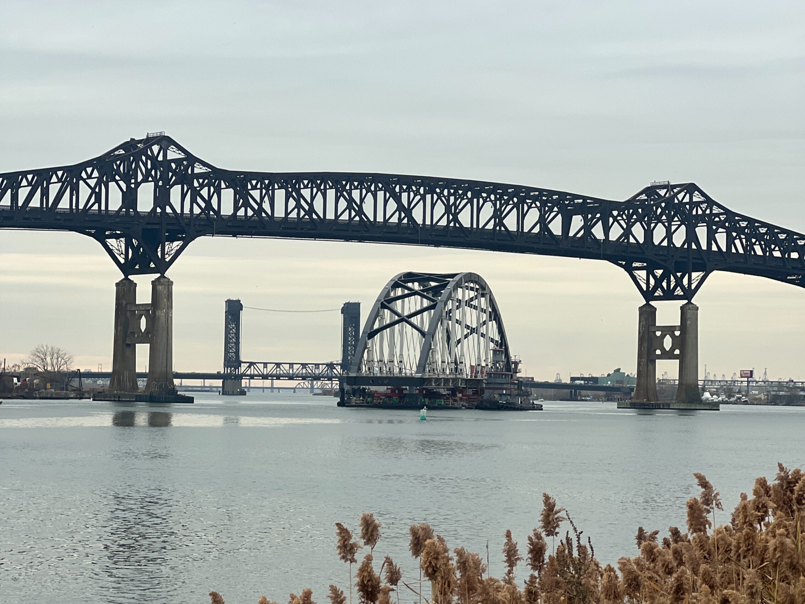 First Arch Arrives at Portal North Bridge Construction Site - Railway ...