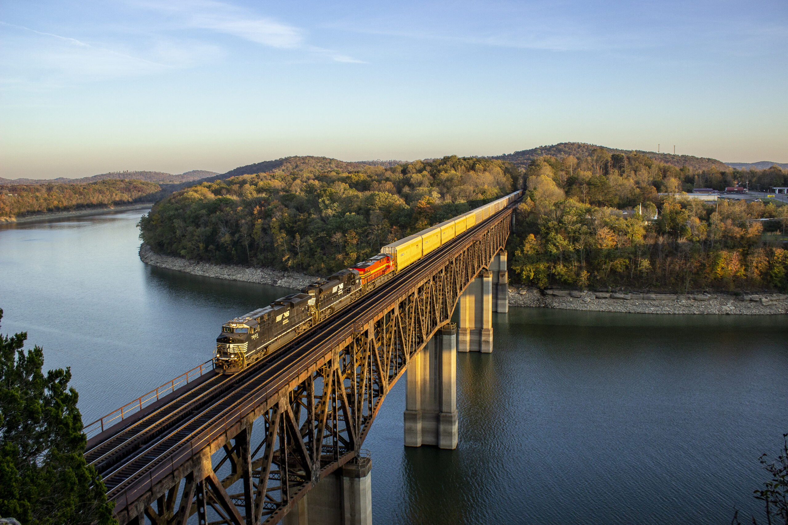 $3.6M Awarded to 12 Rail Projects in Kentucky - Railway Track and ...